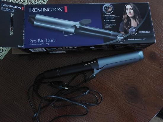 Remington stajler za kosu