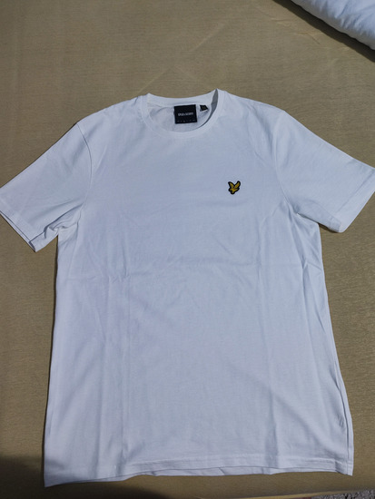 Lyle Scott Majica