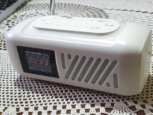 AMADEUS VIOLA DAB+FM Radio With Bluetooth AUX