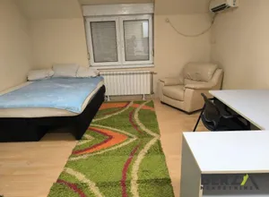Izdavanje Stan - Novi Sad