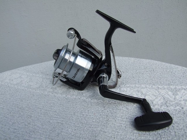Daiwa Crossfire A 2500x-4i masinica