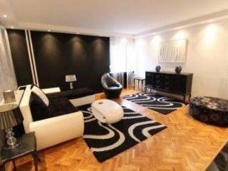 Trosobni stan treći sprat, Kalenić - Slavija - Cvetni Trg, Beograd