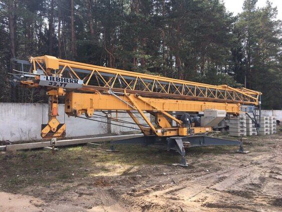 Liebherr 32TT toranjska dizalica