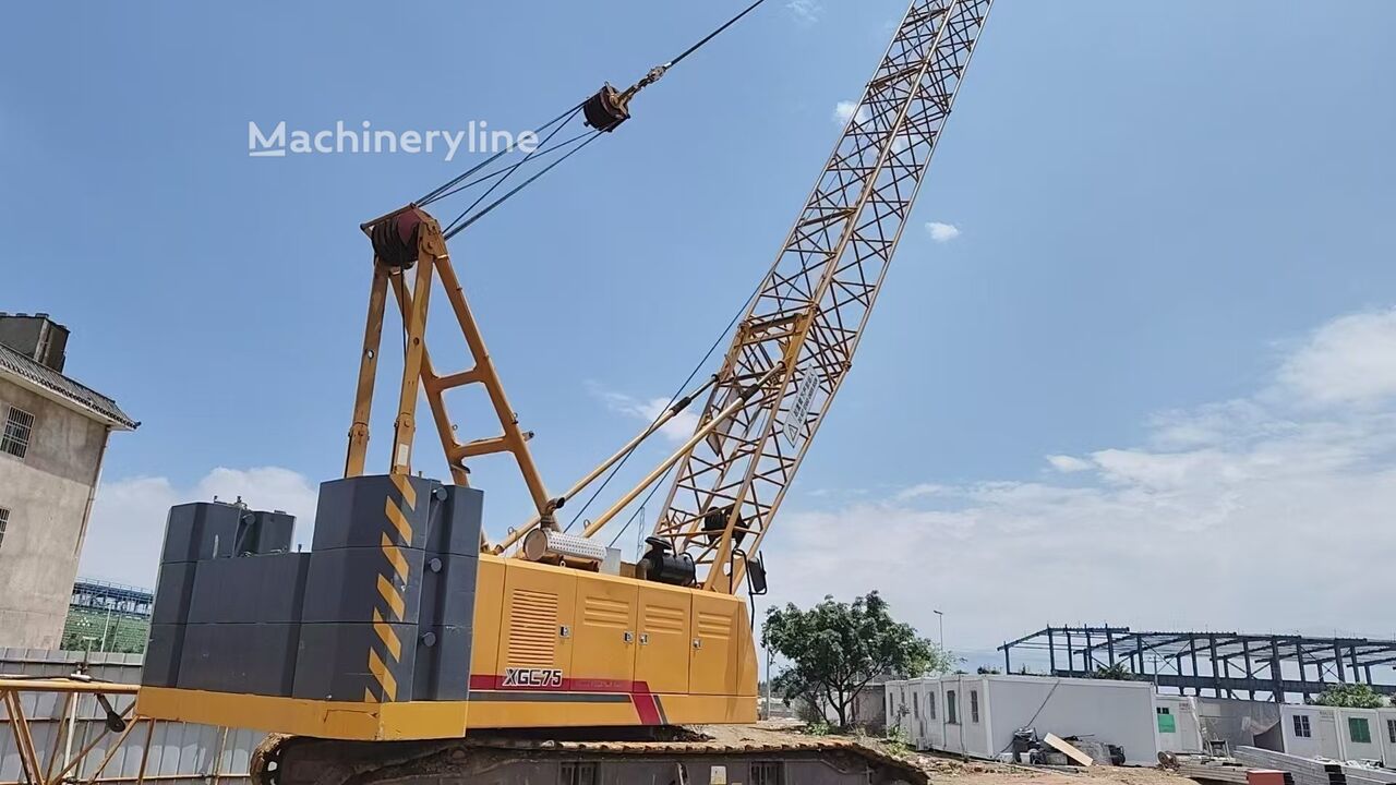 XCMG XGC75 kran guseničar