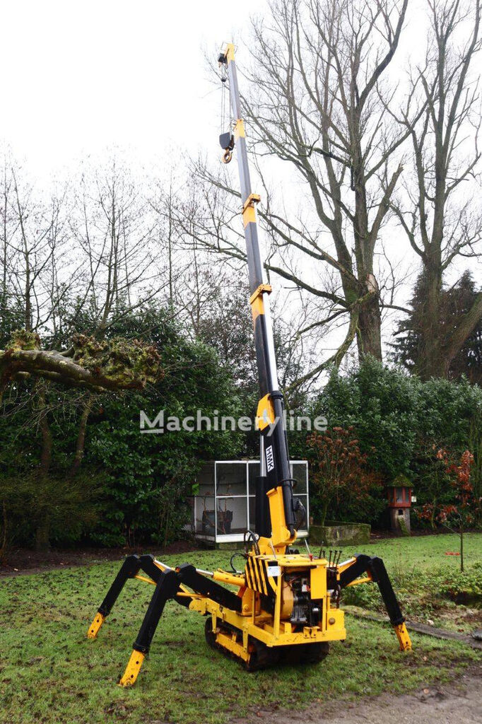 Prodaje se SK-701 mini kran na aukciji