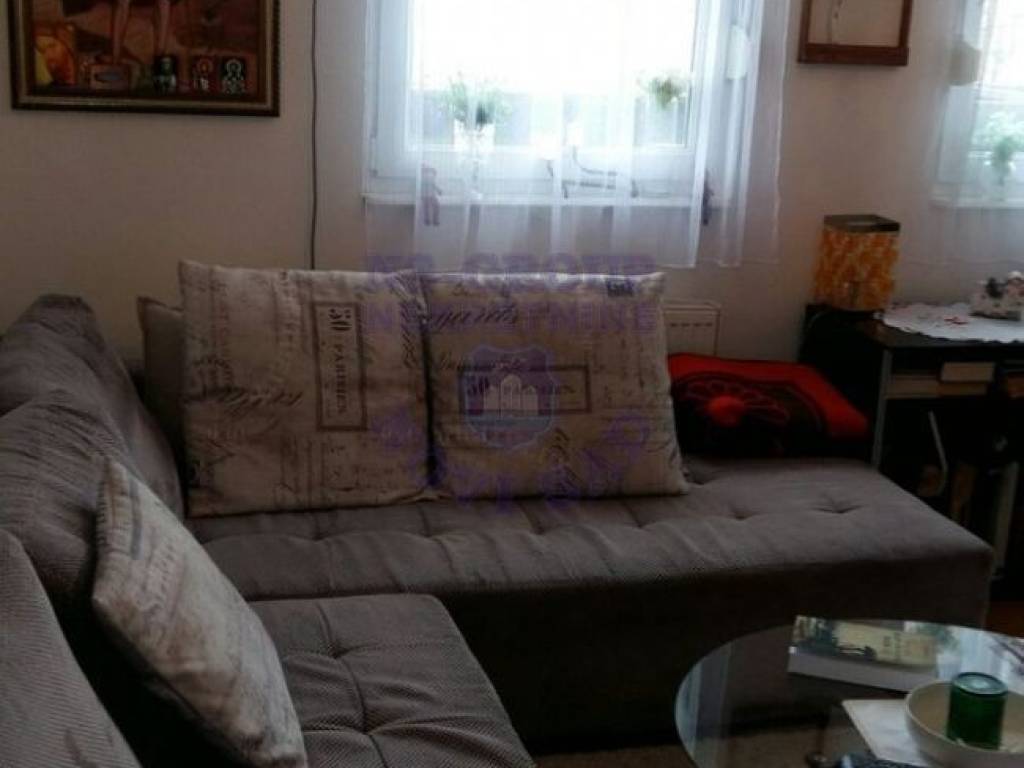 Dvosobni stan Ulica Brace Ribnikar Novi Sad, Grbavica, Novi Sad