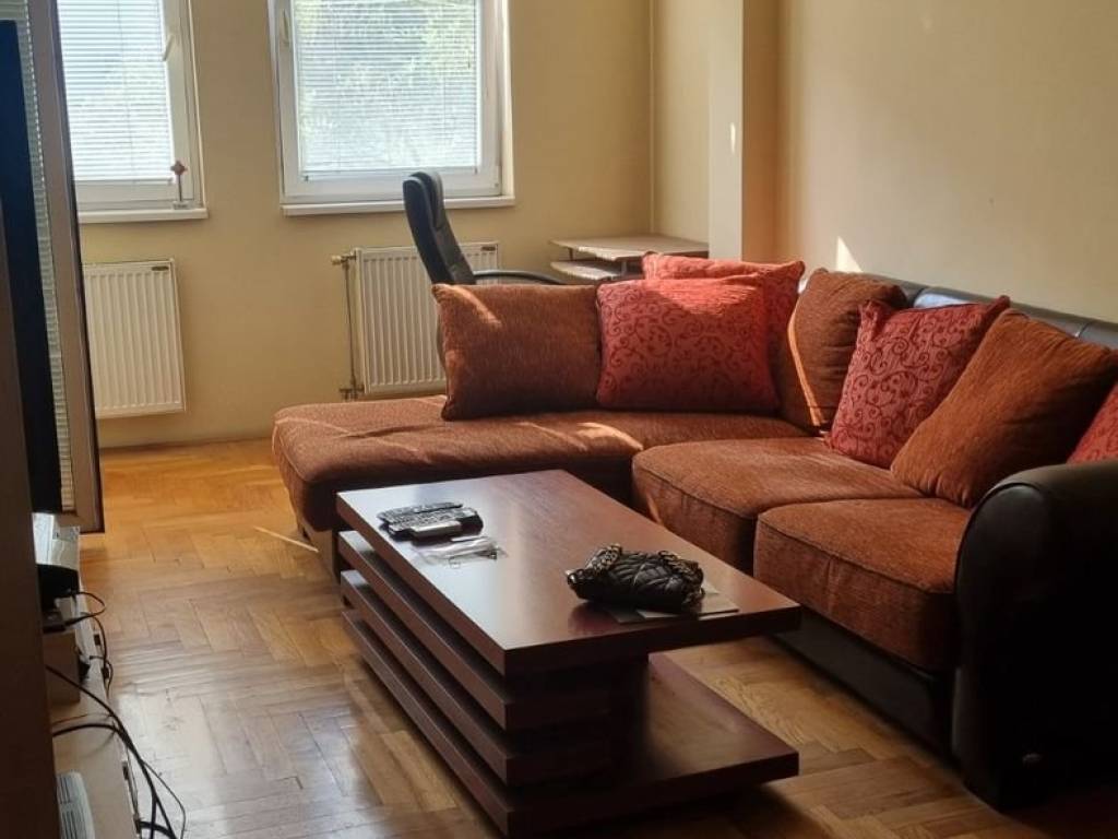 Dvosobni stan prvi sprat, Stari Telep, Novi Sad