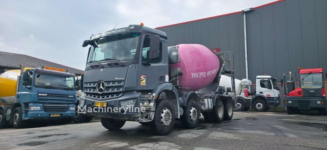 Mercedes-Benz Arocs 3240 9m3 kamion s mešalicom za beton