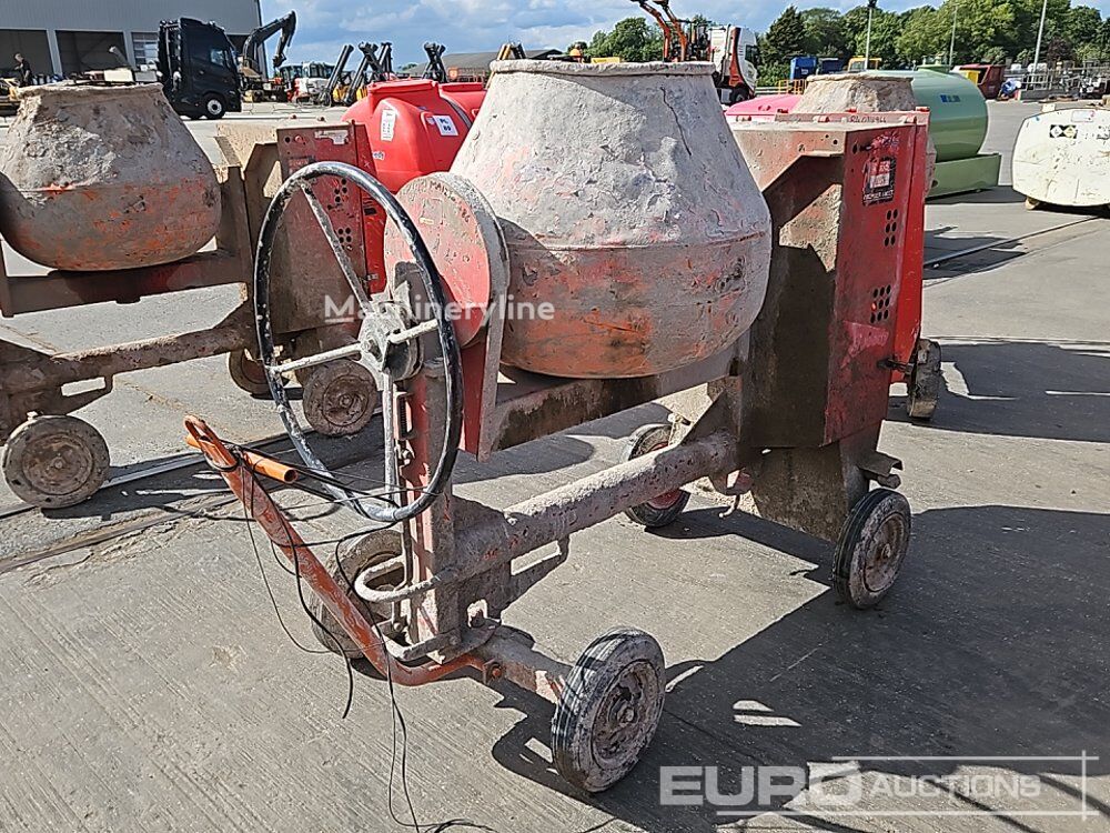 Prodaje se Belle PM20 betonsku mešalicu na aukciji