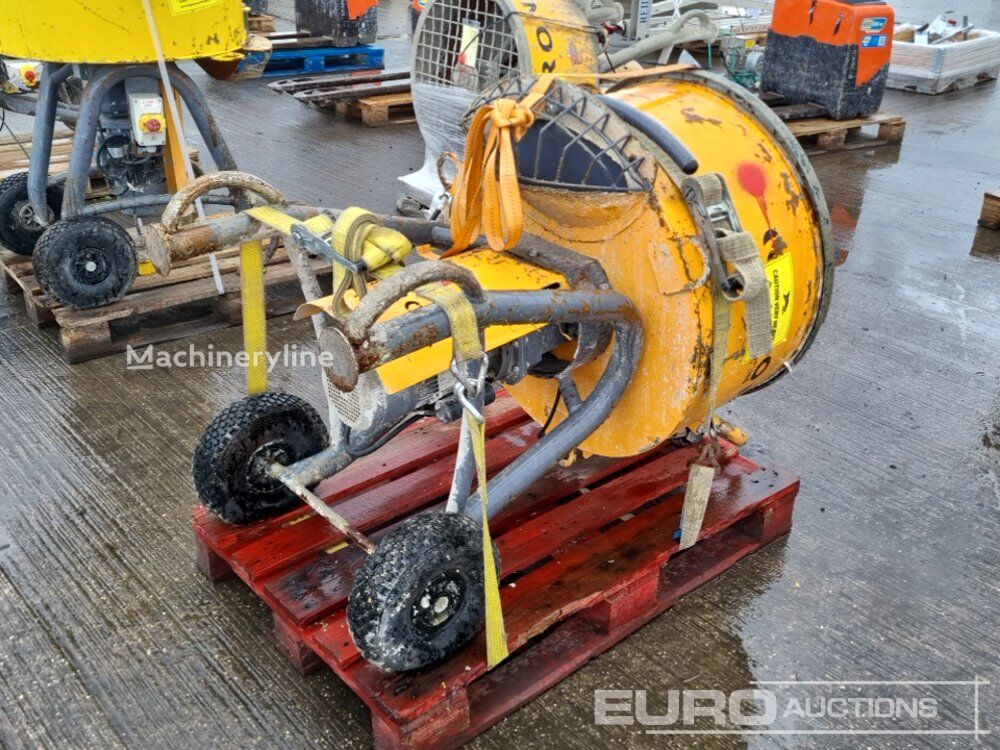 Prodaje se Baron F200 betonsku mešalicu na aukciji