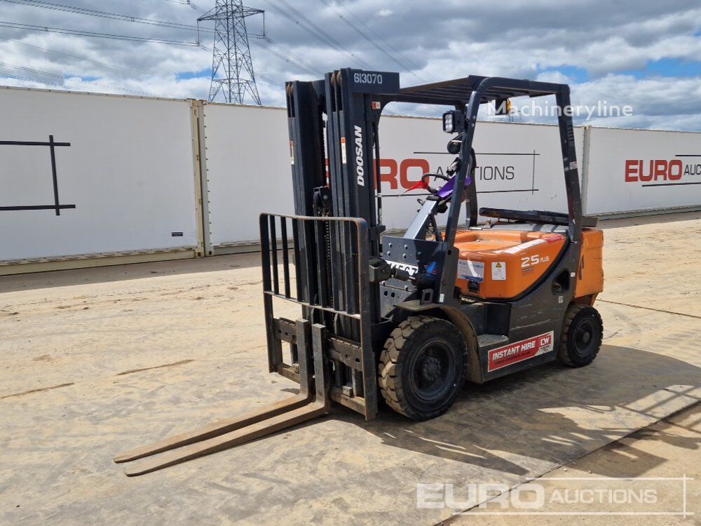Prodaje se Doosan D25GP dizel viljuškar na aukciji