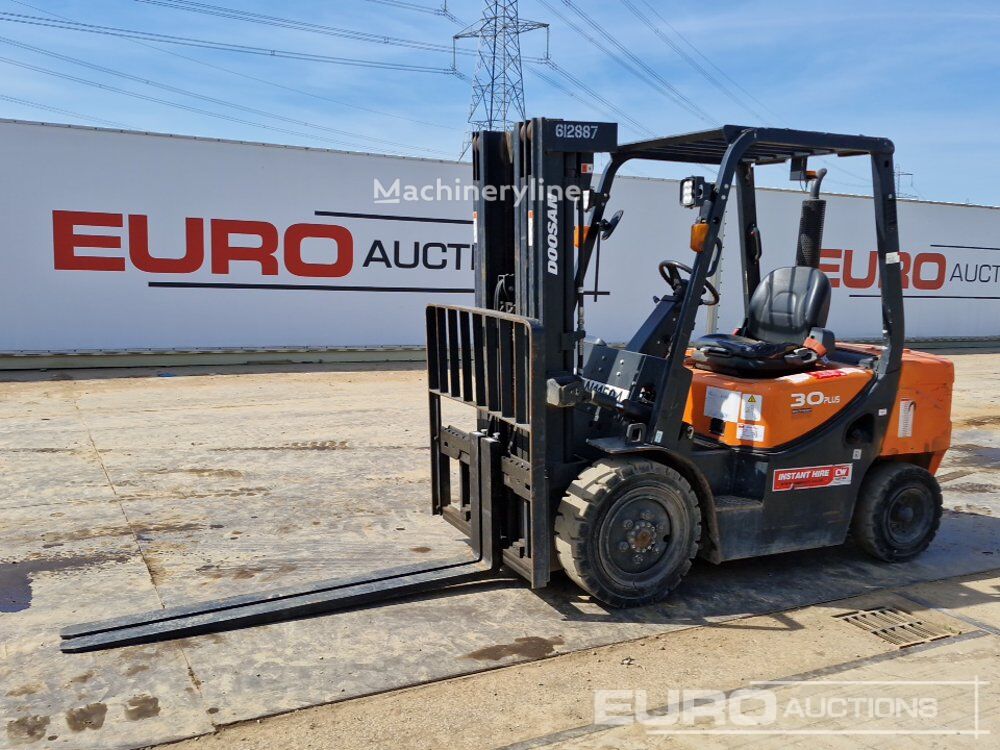 Prodaje se Doosan D30GP dizel viljuškar na aukciji