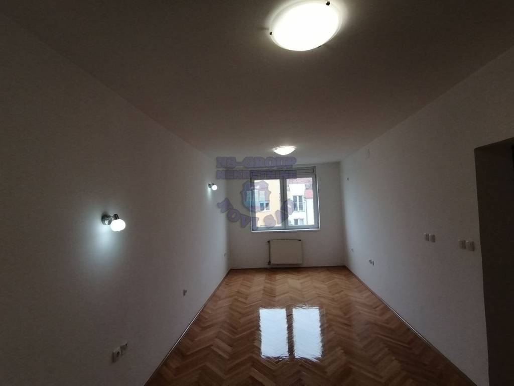 Stan četvrti sprat, Stara Detelinara - Nova Detelinara, Novi Sad