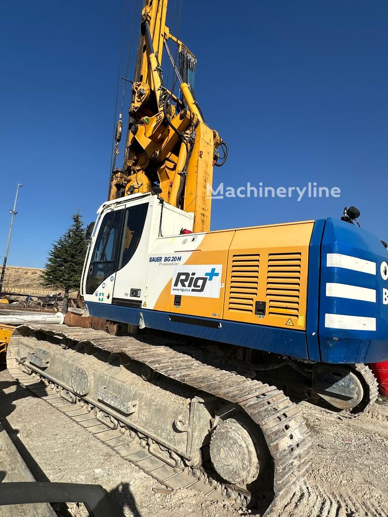 Bauer BG 20H mašina za pobijanje šipova