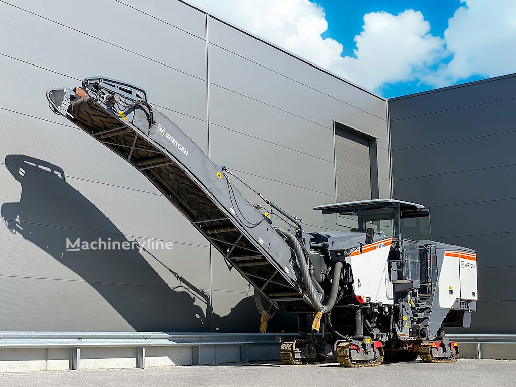 Wirtgen W 210 FI glodalica za asfalt