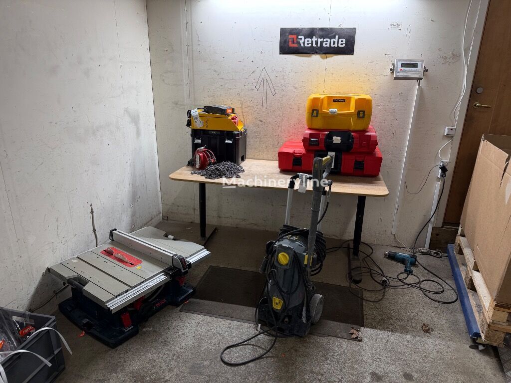 Prodaje se Hilti 9 Handverktyg pneumatski čekić na aukciji