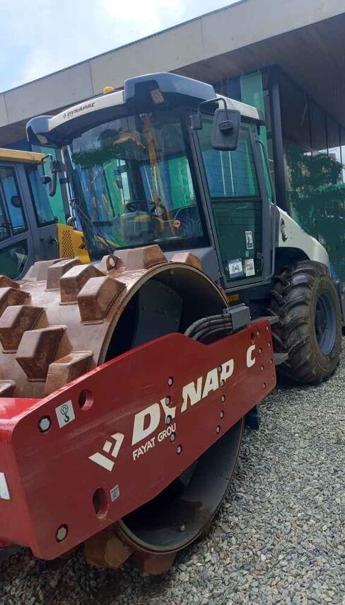 Dynapac Rolo CA25 kompaktor s jednim valjkom