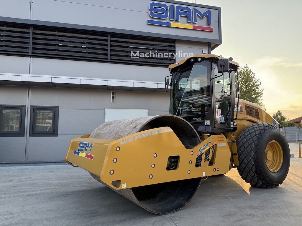 Caterpillar CS kompaktor s jednim valjkom