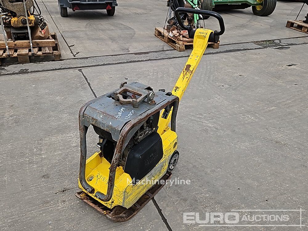Prodaje se Wacker Neuson DPU2540H vibro ploču na aukciji