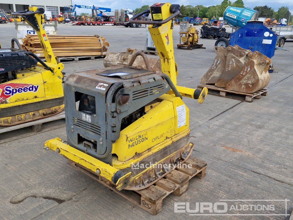 Prodaje se Wacker Neuson DPU 100-70 vibro ploču na aukciji