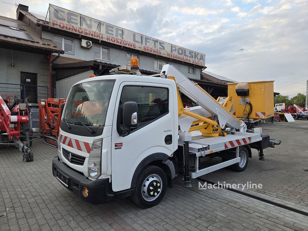 Renault Maxity auto dizalica s korpom