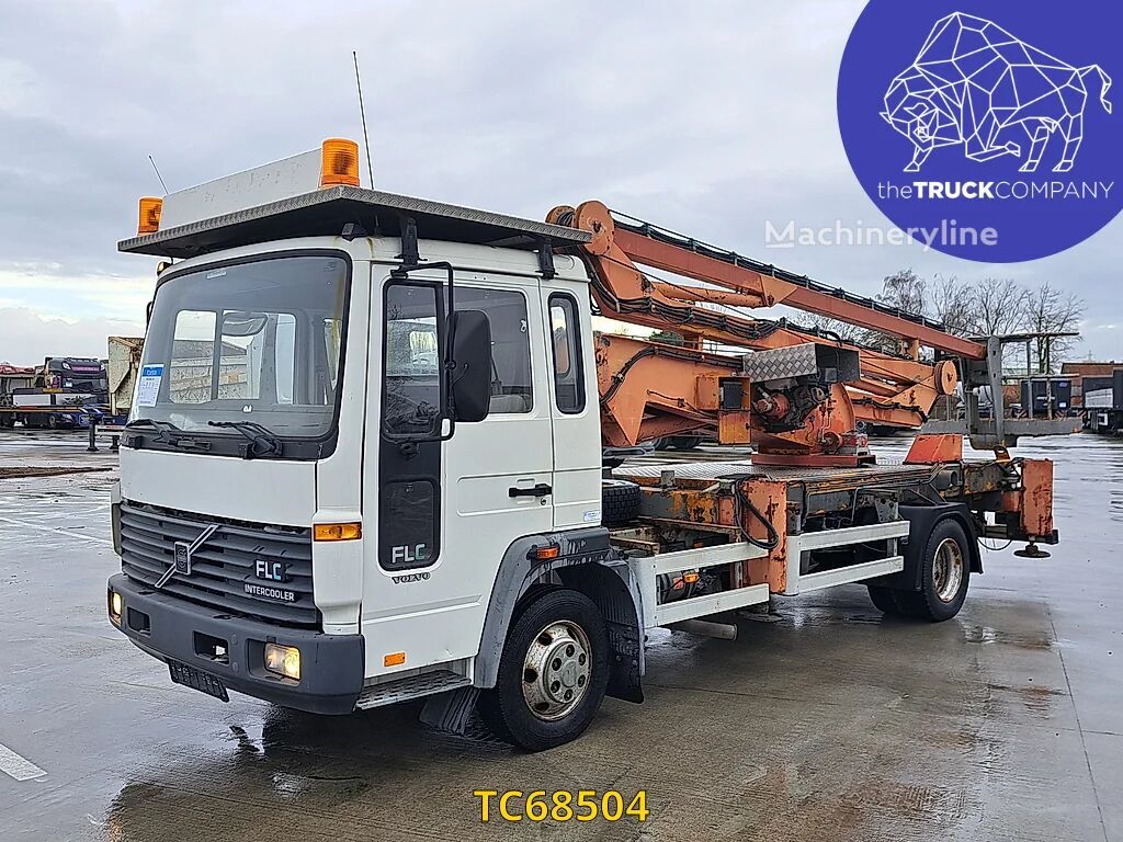 Volvo FLC auto dizalica s korpom
