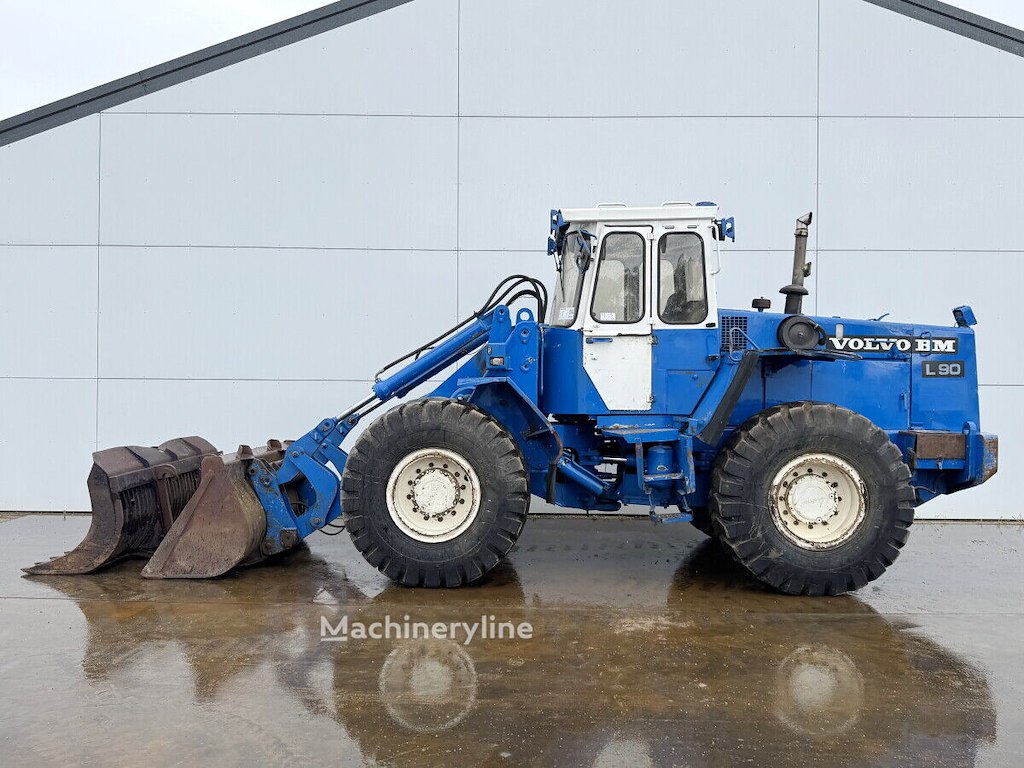 Volvo BM4400 prednji utovarivač