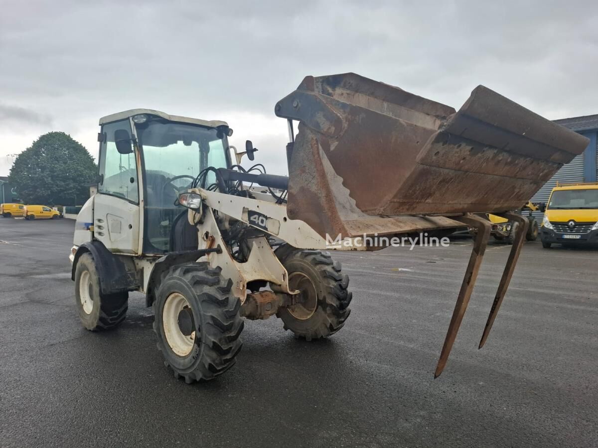 JCB 406 prednji utovarivač