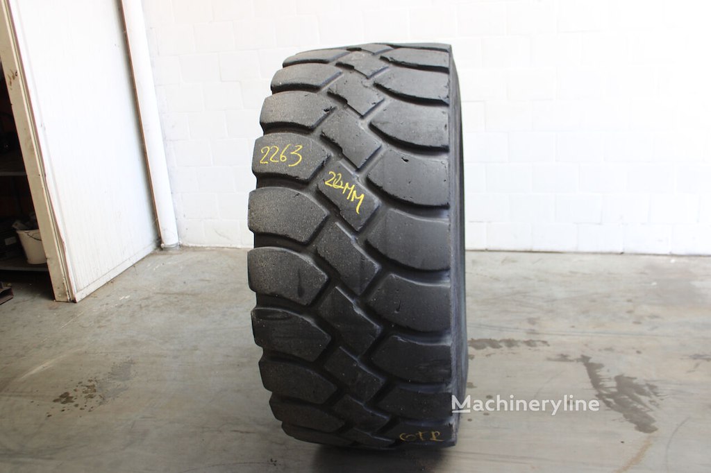Goodyear 23.5R25 GP-4D 18mm Nr. 2263 1 PIECE guma za prednje utovarivače
