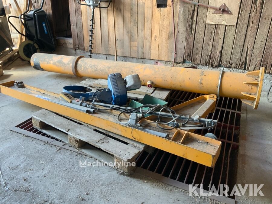 Prodaje se Abus 125kg konzolnu dizalicu na aukciji