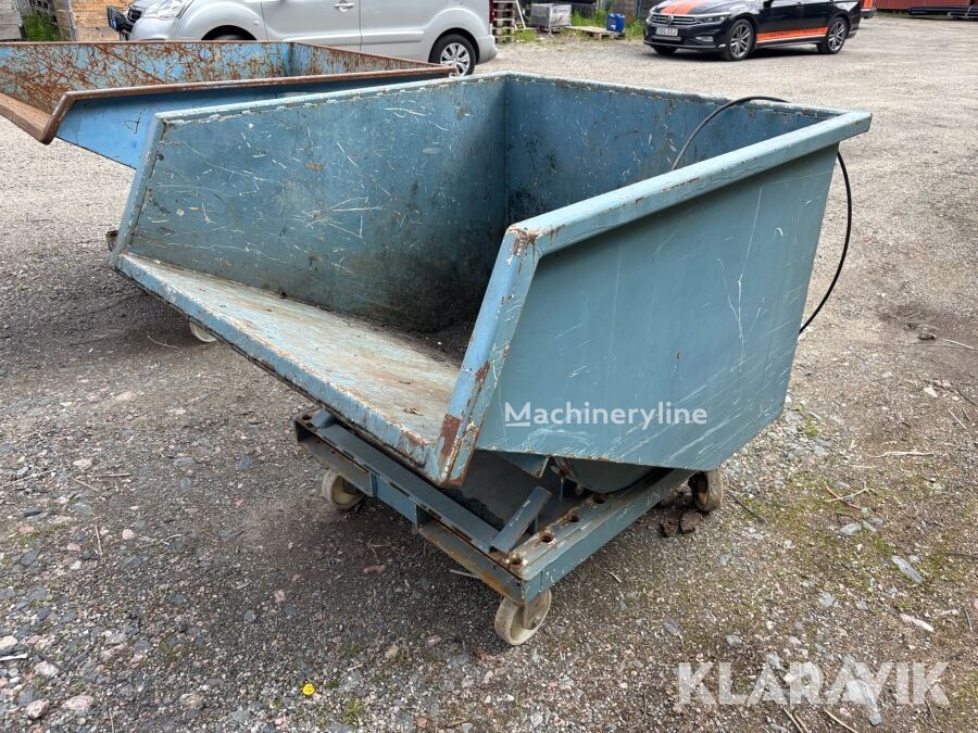 Prodaje se kontejner za kipovanje na aukciji