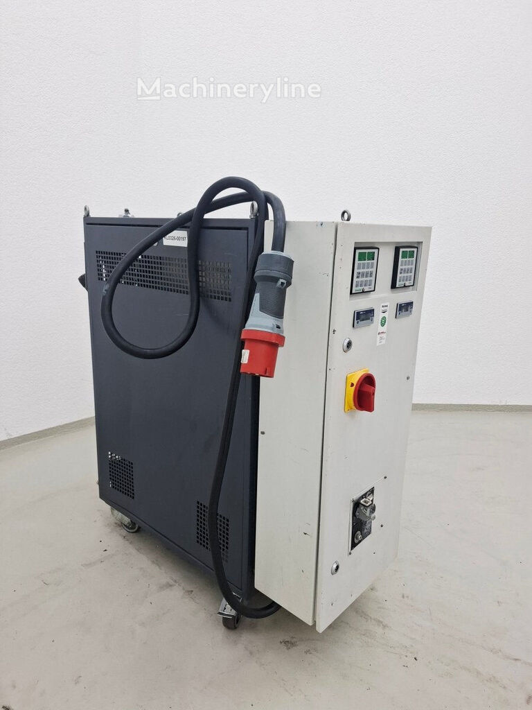 Regloplas 300DG/12/FM30/1K/RT45 industrijski regulator temperature