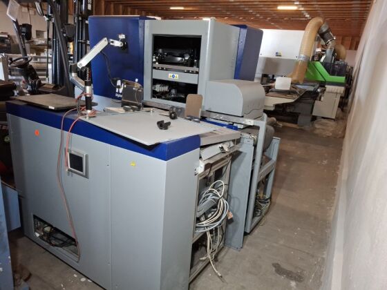Prodaje se MGI JETVARNISH 3D ONE 3D printer na aukciji