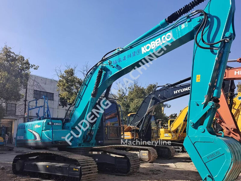 Kobelco SK200 bager guseničar