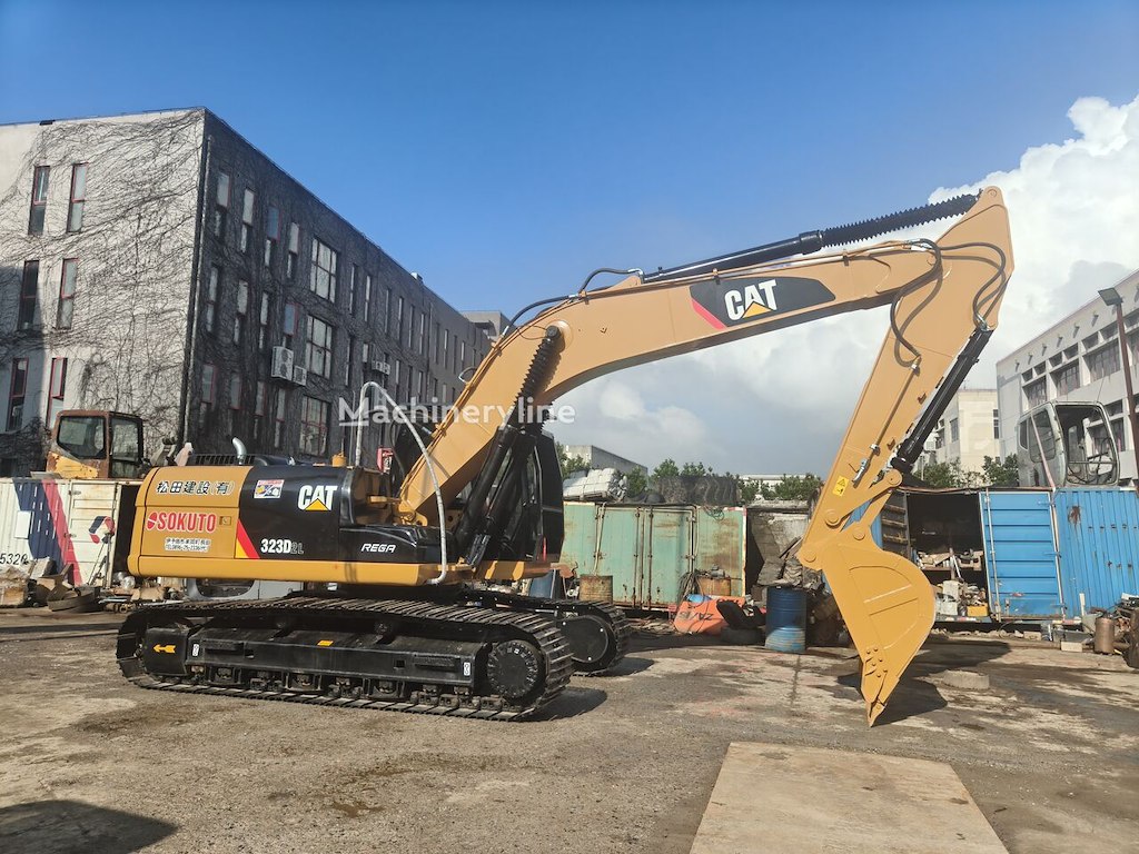 Caterpillar 323D bager guseničar