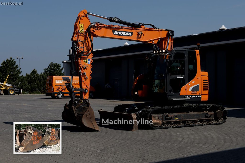 Doosan DX140LCR-5 bager guseničar