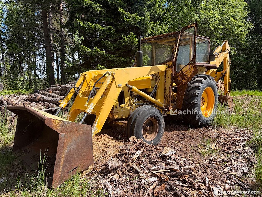 Prodaje se Ford 4500/2030 backhoe, 1970, Kemiönsaari bager-utovarivač na aukciji