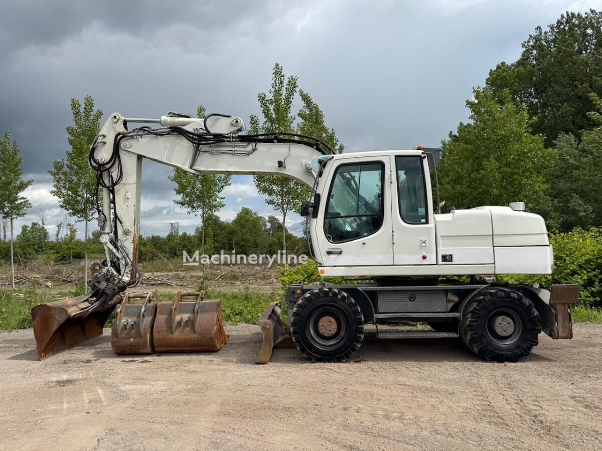 Liebherr A316Litronic bager točkaš