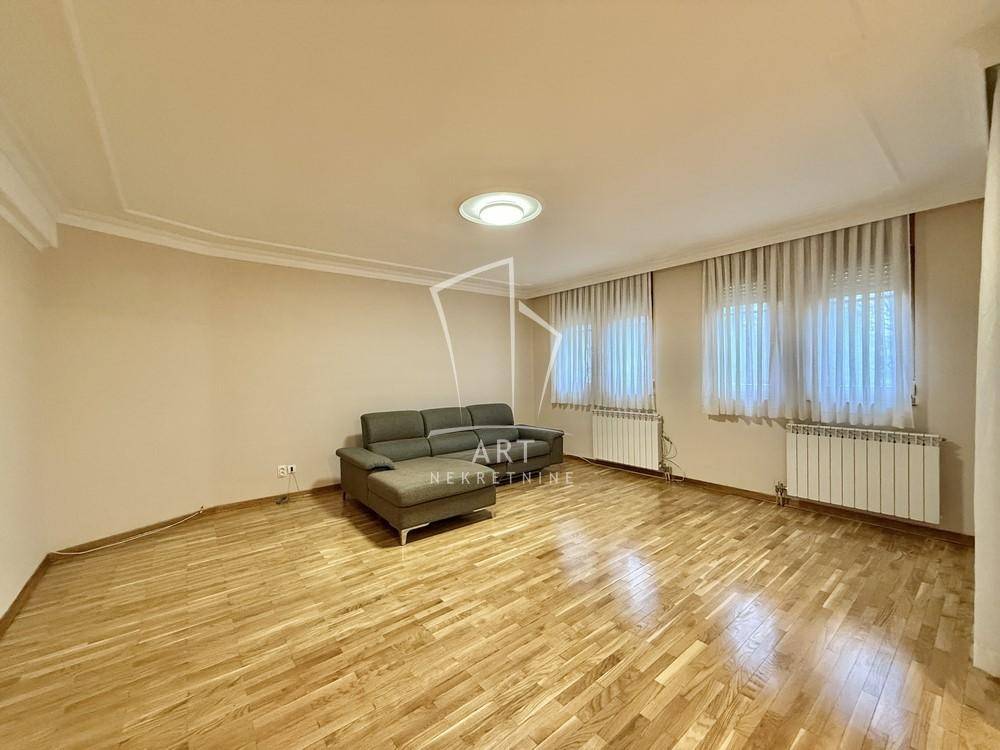 Duplex Raška, Dedinje, Beograd