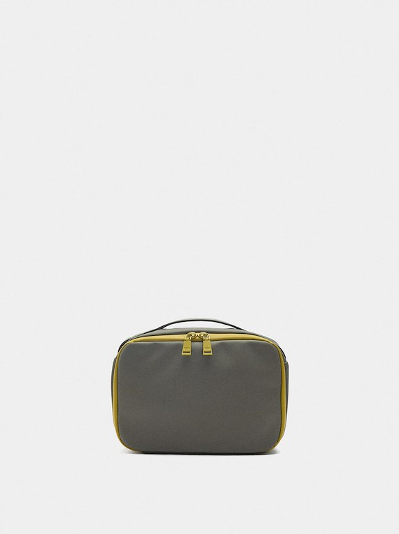 PLAIN TOILETRY BAG WITH CONTRAST