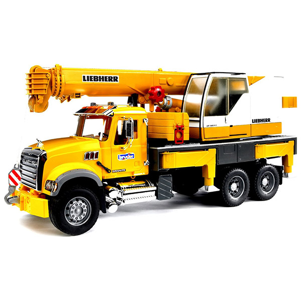 Bruder kamion Mack sa Kranom Liebherr