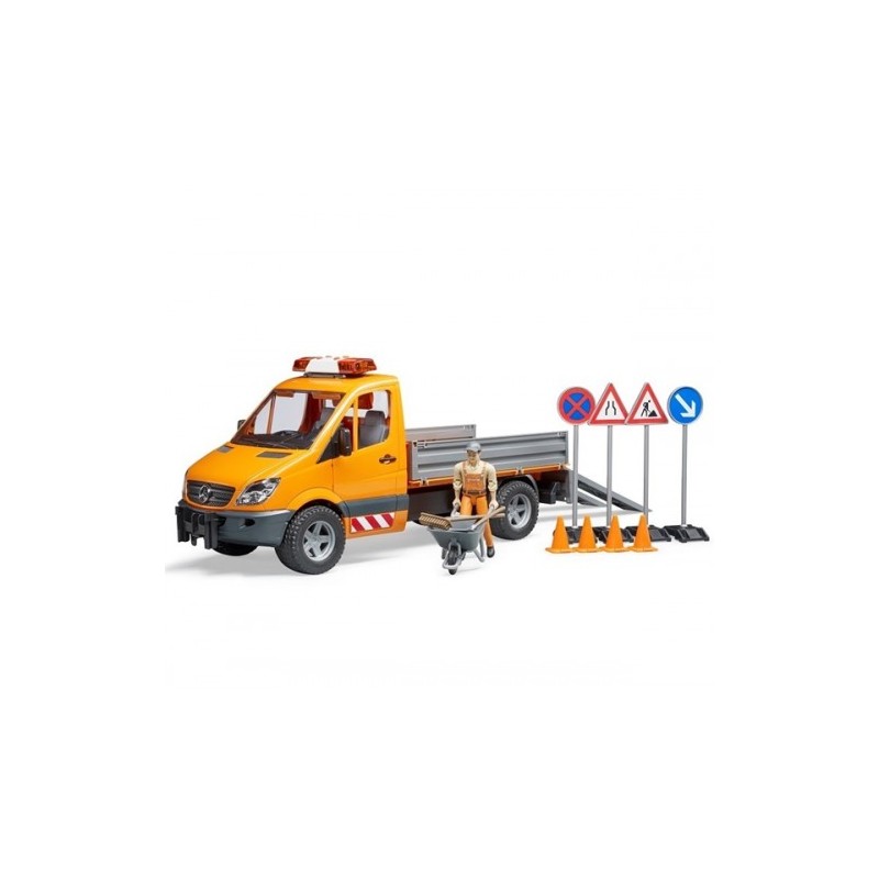 Bruder kamion MB Sprinter putar sa dodacima i figurom
Bruder kamion MB Sprinter putar sa dodacima i figurom