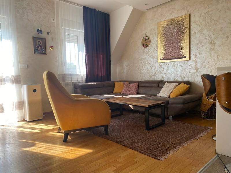 Četvorosobni stan Laze Jovanovića Porcija, Gornji Grad, Beograd