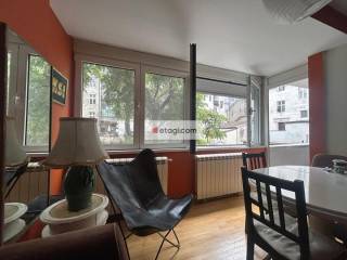 Trosobni stan drugi sprat, Beograd