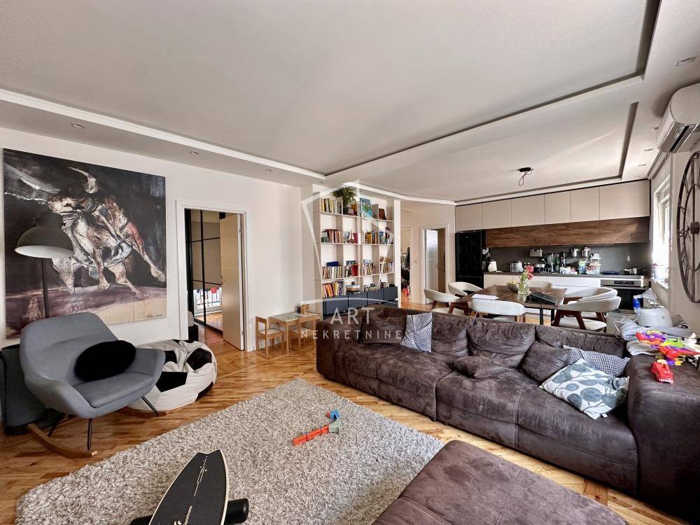 Duplex Višnjićeva, Centar - Skupština - Terazije, Beograd