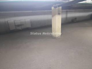 Parking mesto za auto/motor za Izdavanje