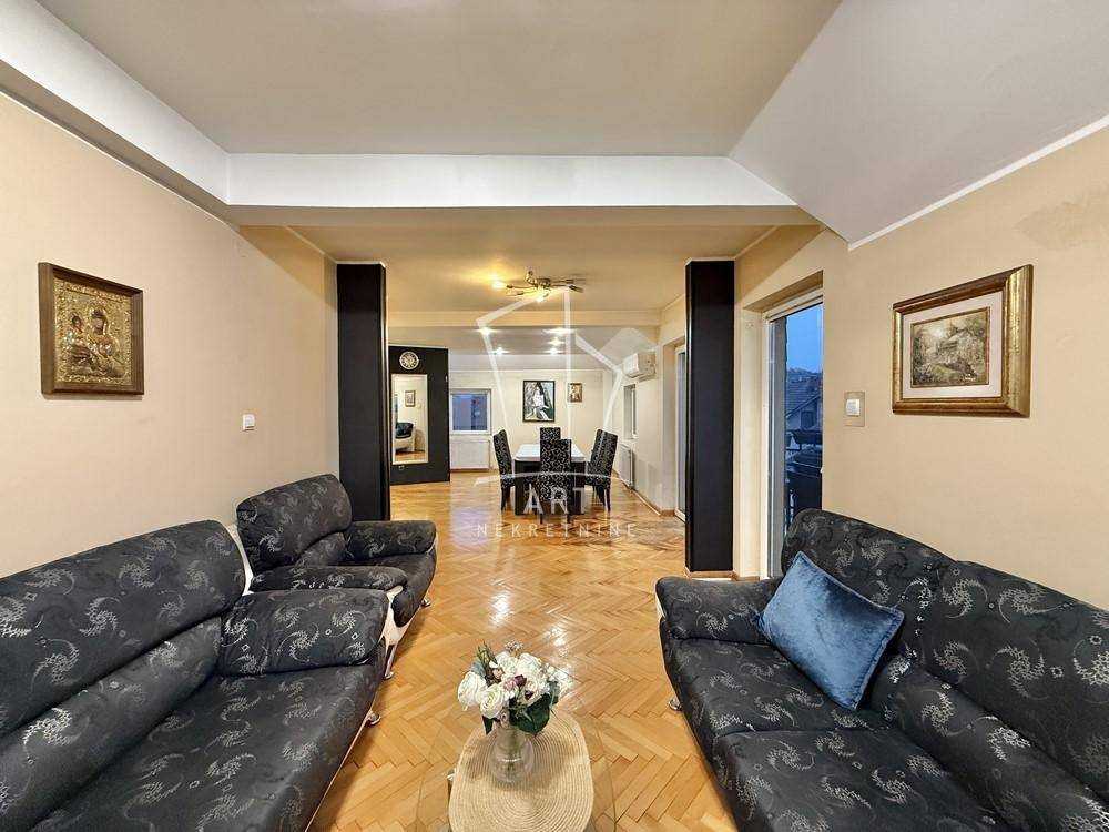 Duplex Mirča Aceva, Dušanovac, Beograd