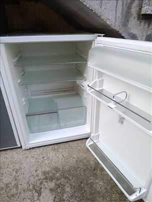 Liebher 60 cm garancija