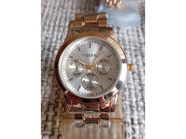 Elegantni ženski sat NOV  460 - Fossil