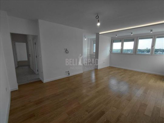 Luksuzan 4-soban stan 95m2, Blok 37
